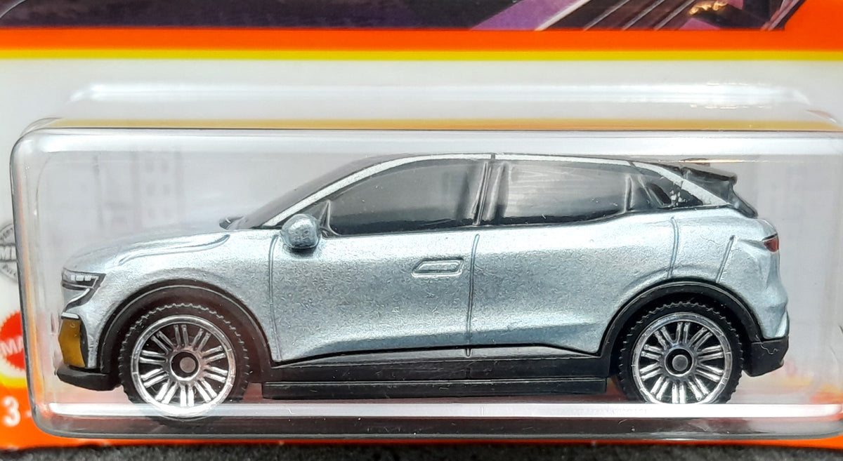 Matchbox 2022 Renault Megane Grey #70 MBX Metro New Long Card – Explorafind