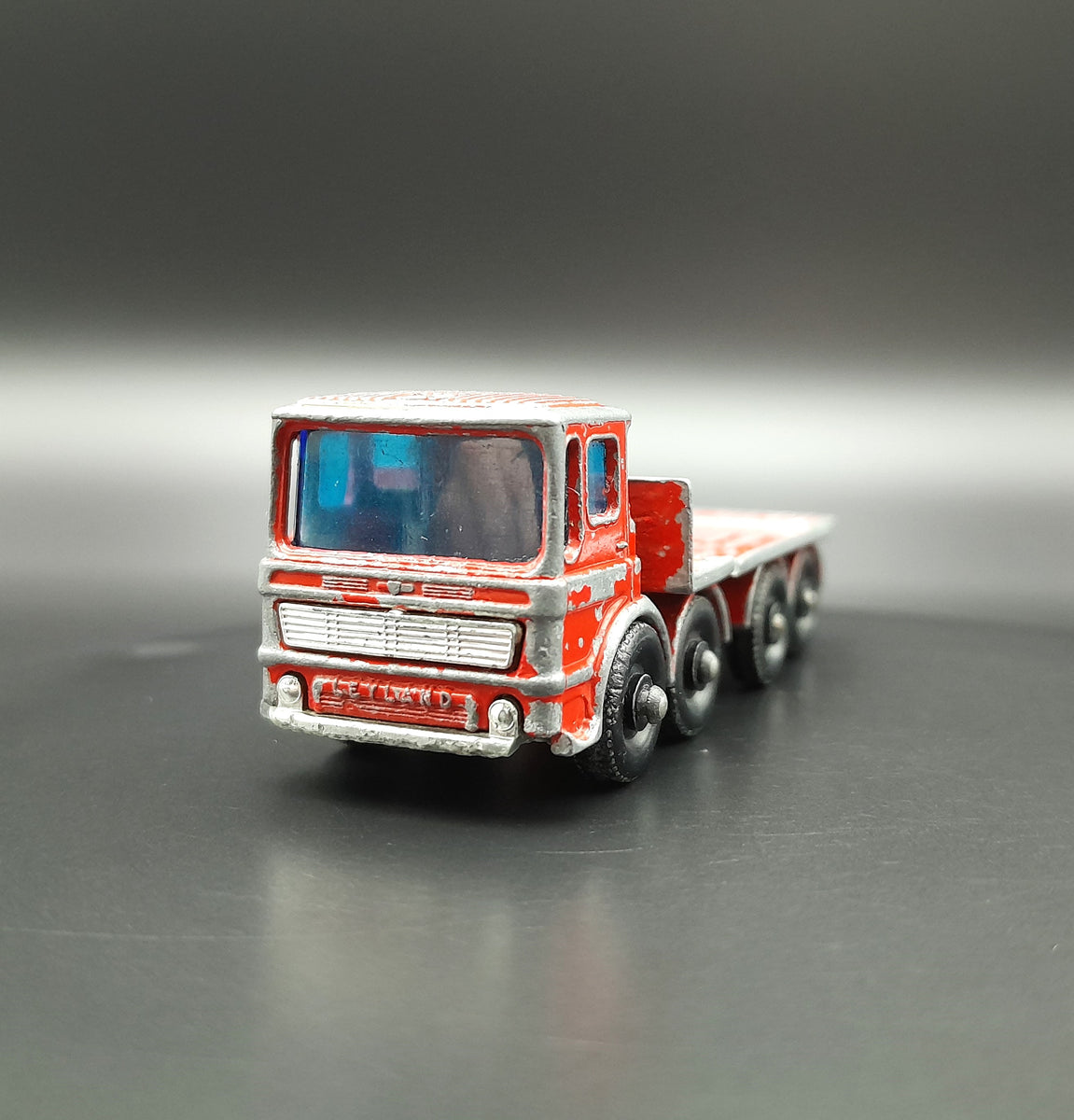 Matchbox Lesney 1966 Leyland Pipe Truck Red #10 Matchbox 1-75 – Explorafind