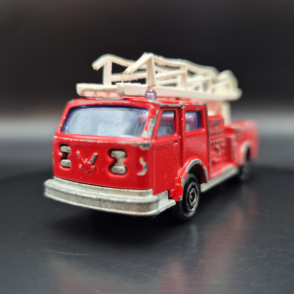 Majorette 1986 Pompier Ladder Fire Truck Red #207 Series 200 – Explorafind
